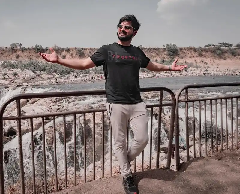 Mohit Balani Biography - Net Worth, Age, Family